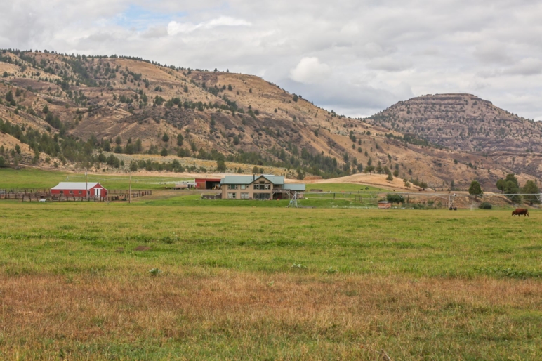 Circle W Ranch | Oregon Riverfront Property For Sale | Fay Ranches