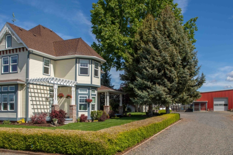 Jesica Hicks | Oregon Ranch Land Broker | Fay Ranches