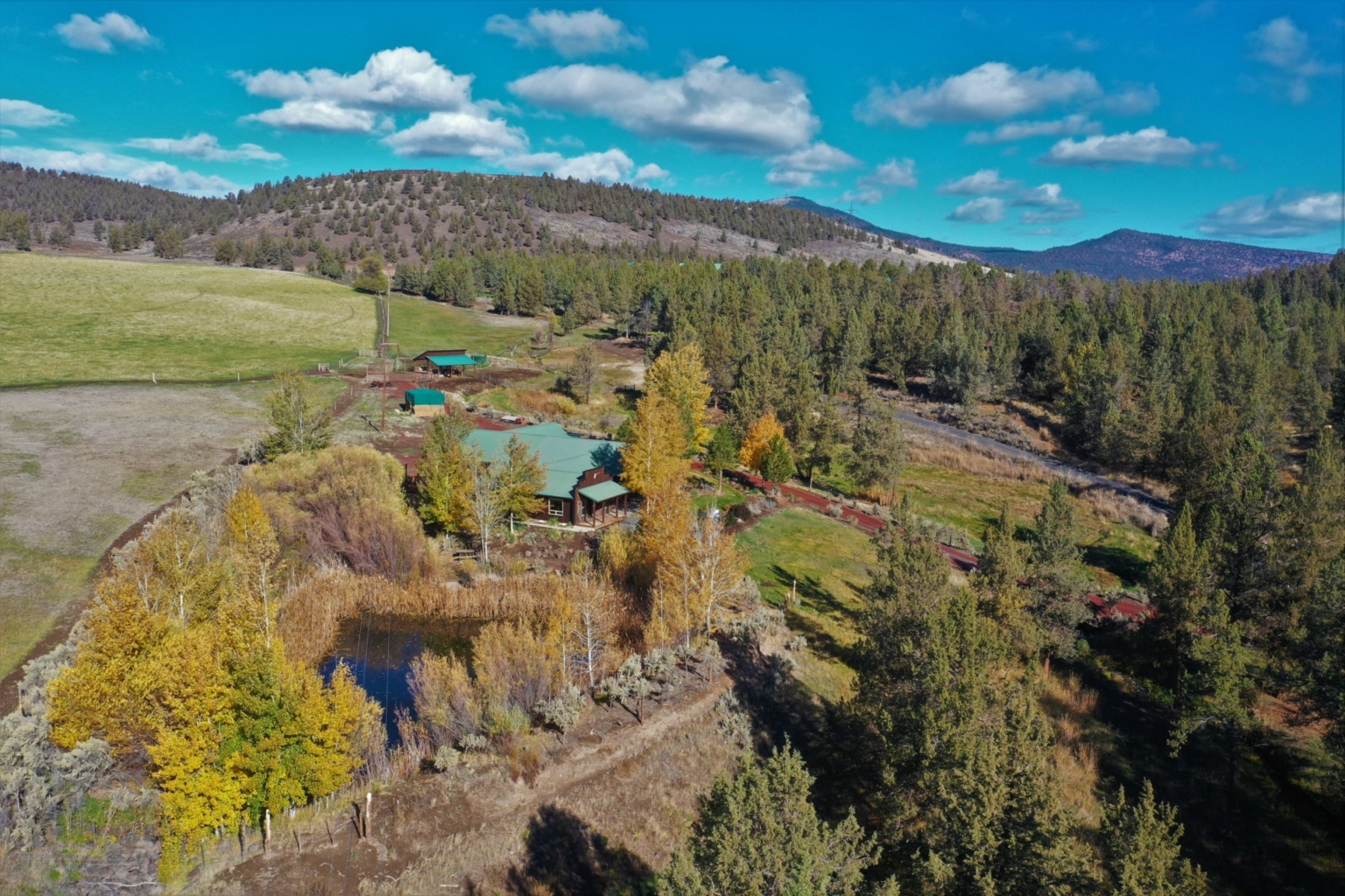 Western Living | Prineville Oregon Ranch | Fay Ranches