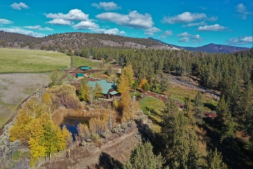 Western Living | Prineville Oregon Ranch | Fay Ranches