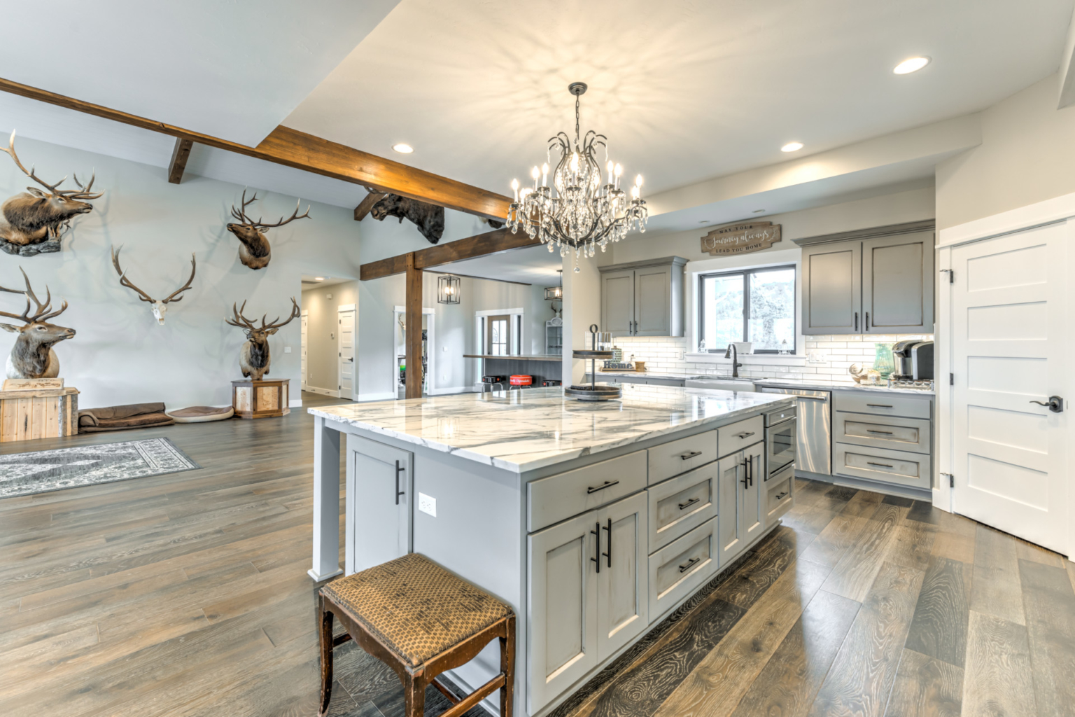 Cascade View Farmhouse | Prineville Oregon | Fay Ranches