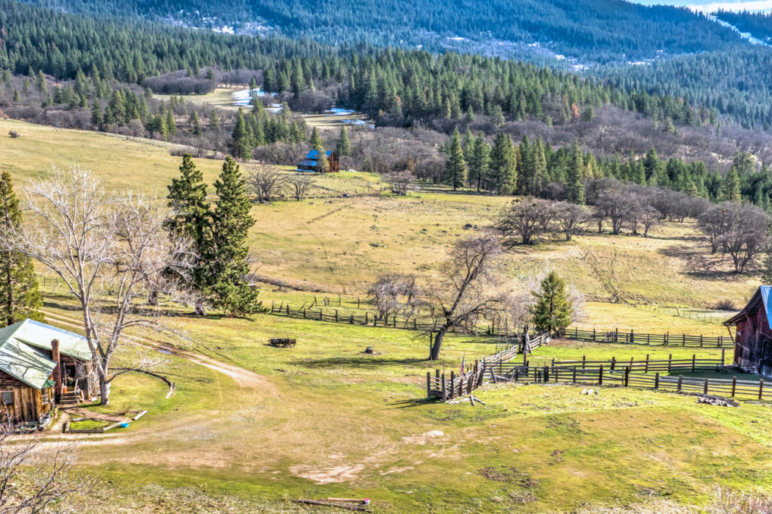 Flying S Ranch | World-Class Hunting Oregon | Fay Ranches