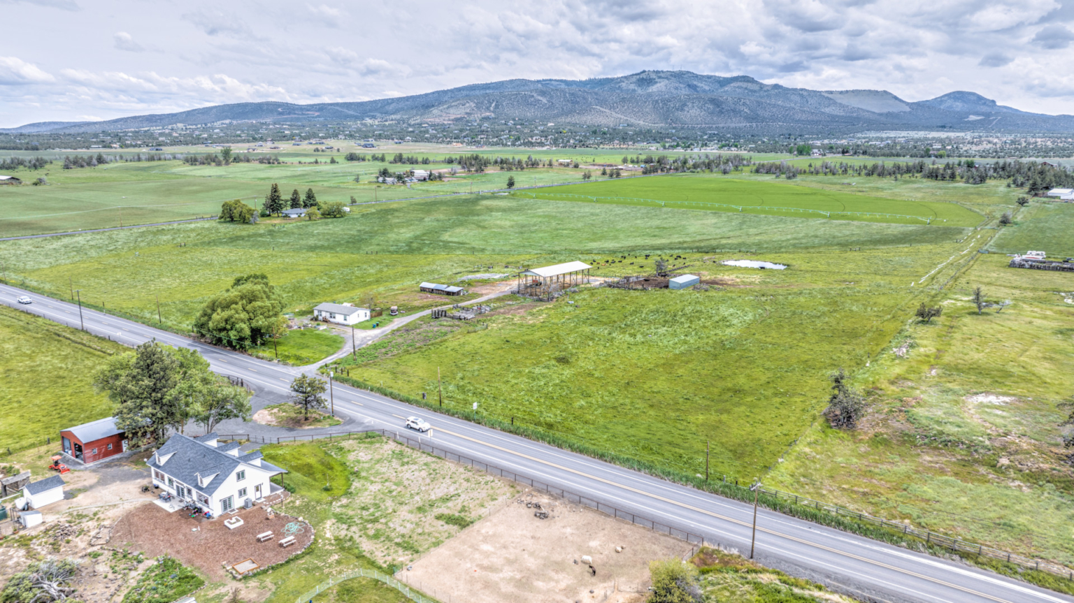 Three Sisters View Ranch | Powell Butte Oregon | Fay Ranches