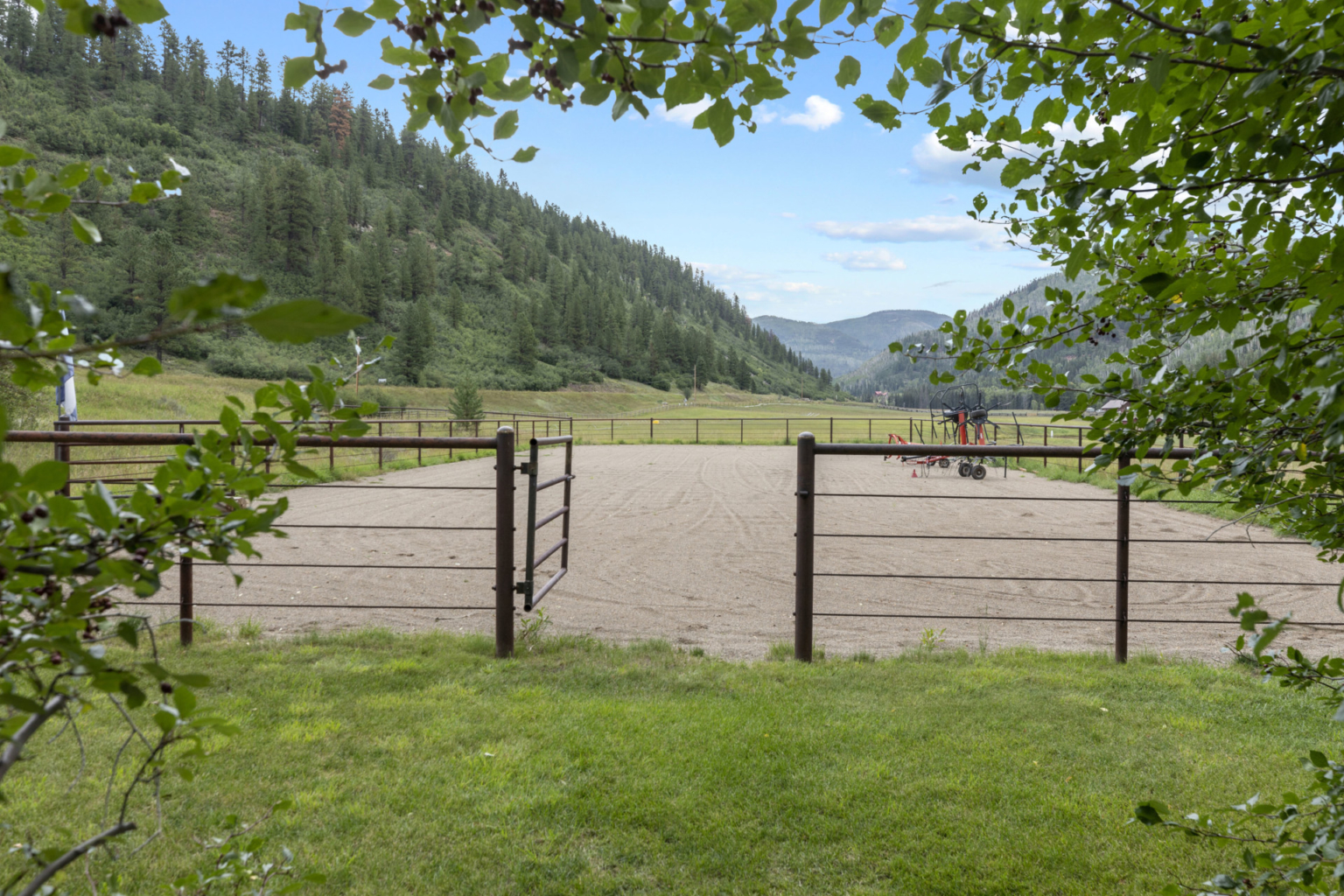 Goble Creek Ranch | Rico Colorado | Fay Ranches