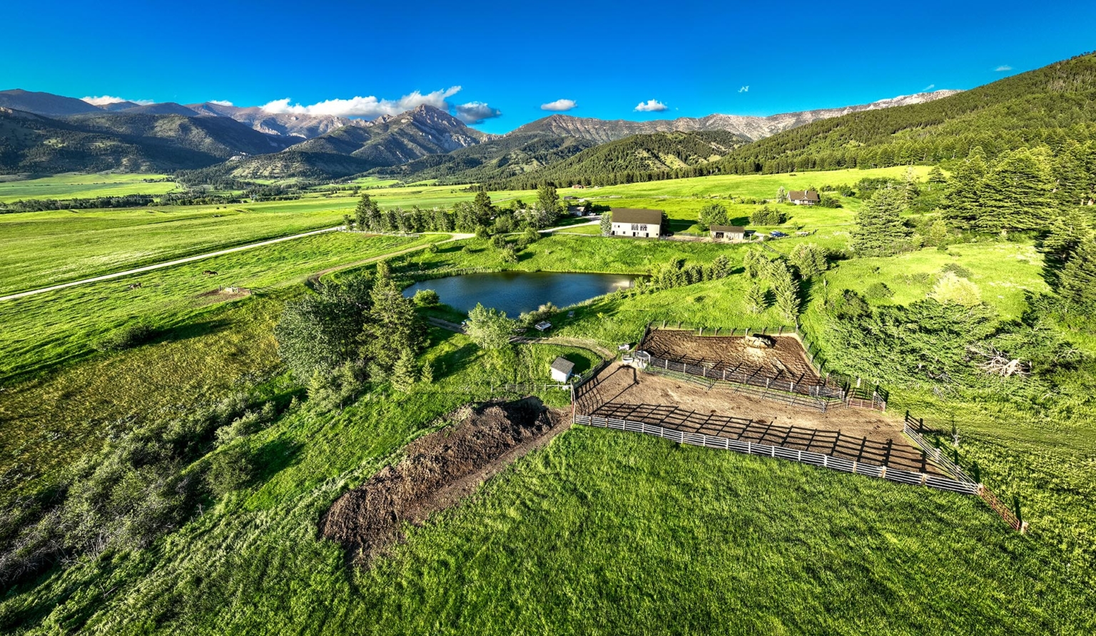 Windcall Ranch | Springhill Montana | Fay Ranches