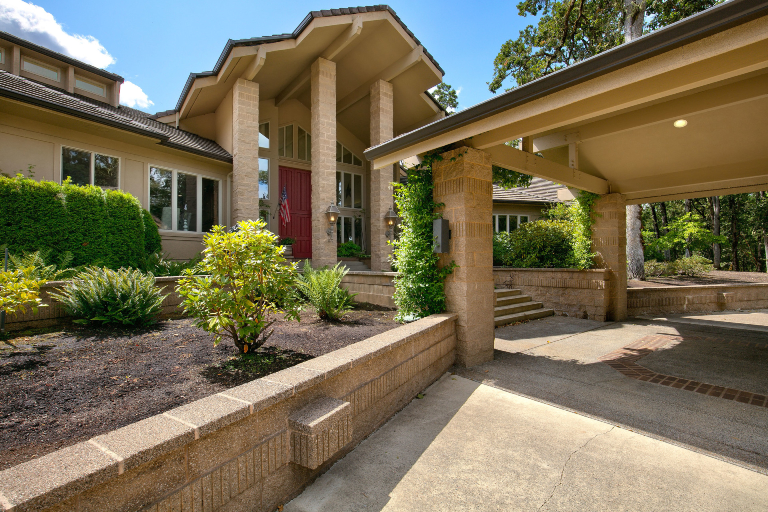 McKenzie Hills Ranch | Springfield Oregon | Fay Ranches