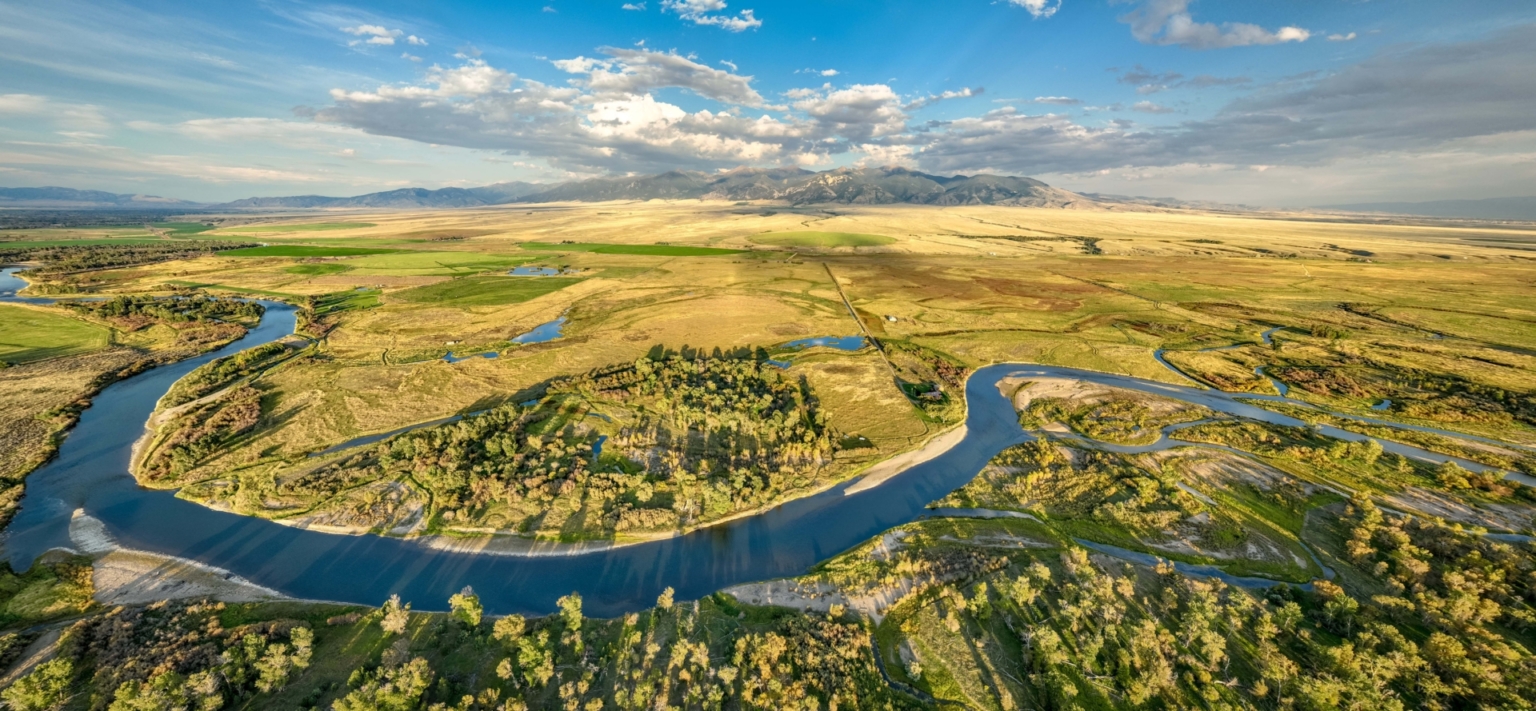 CloverCrest Ranch on the Jefferson | Twin Bridges Montana | Fay Ranches