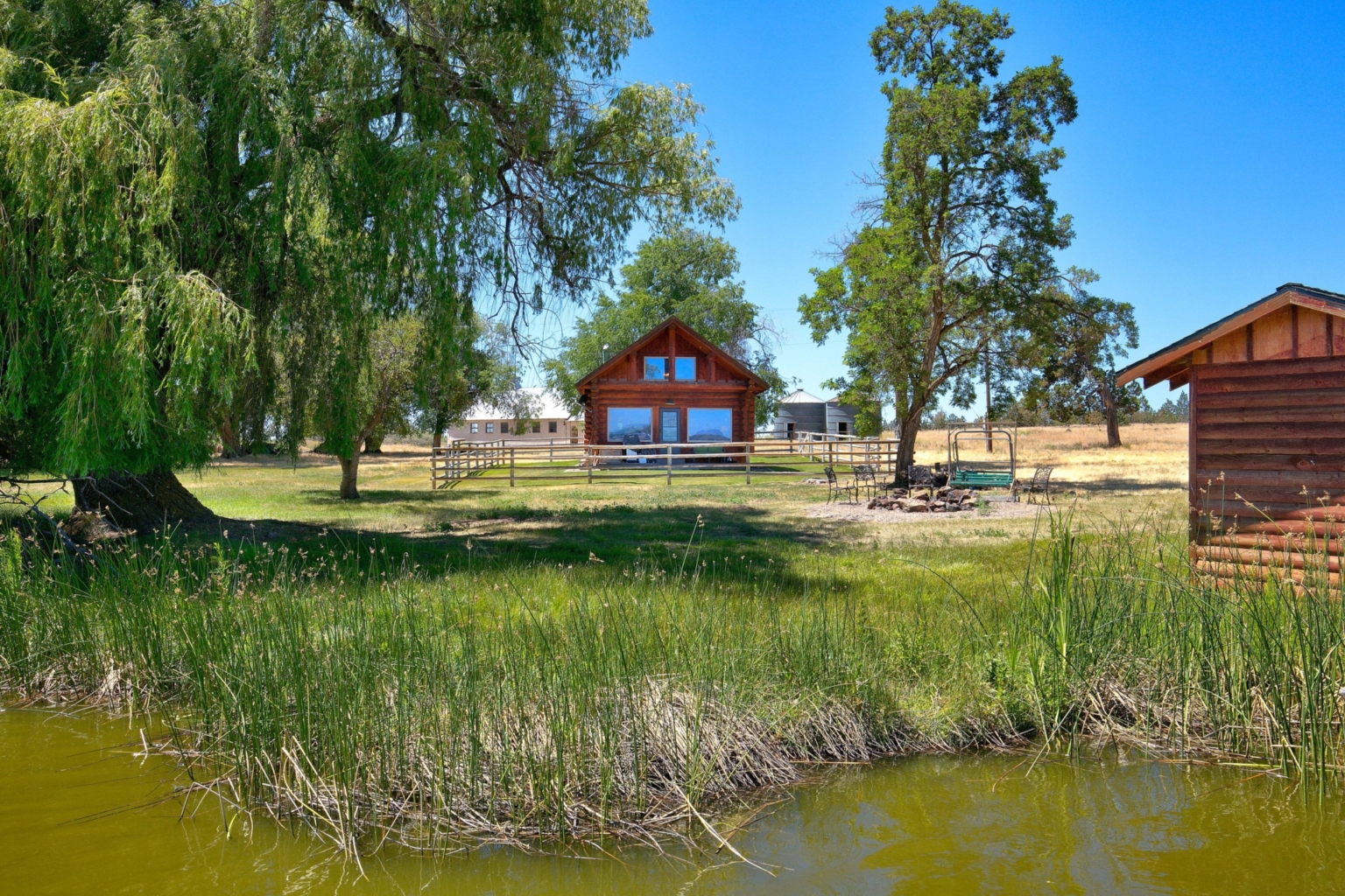Houston Lake Ranch | Powell Butte Oregon | Fay Ranches