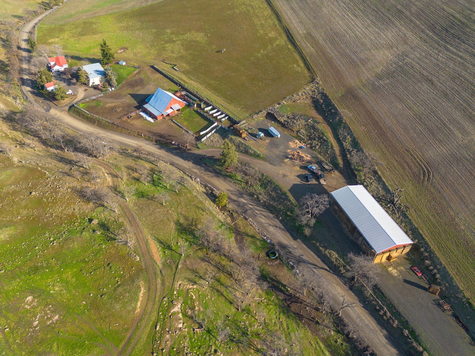Pine Hollow Farm | Dufur Oregon | Fay Ranches