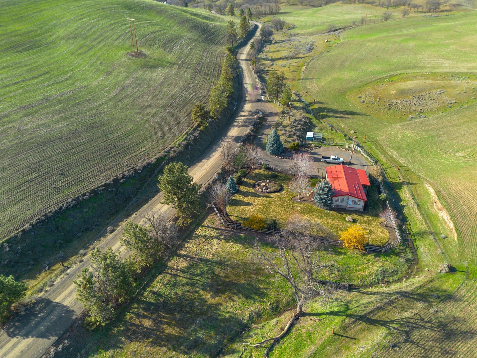 Pine Hollow Farm | Dufur Oregon | Fay Ranches