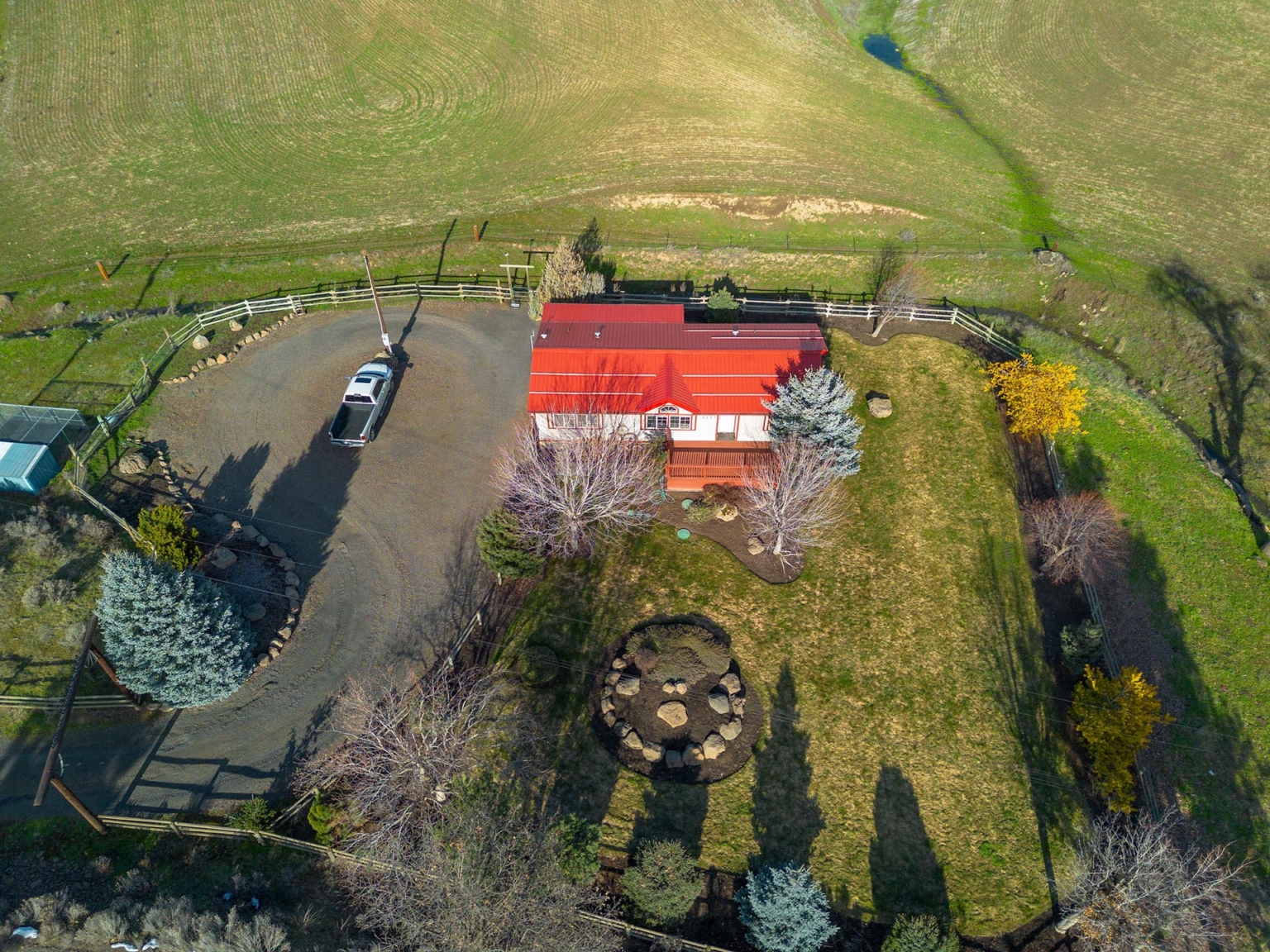 Pine Hollow Farm | Dufur Oregon | Fay Ranches