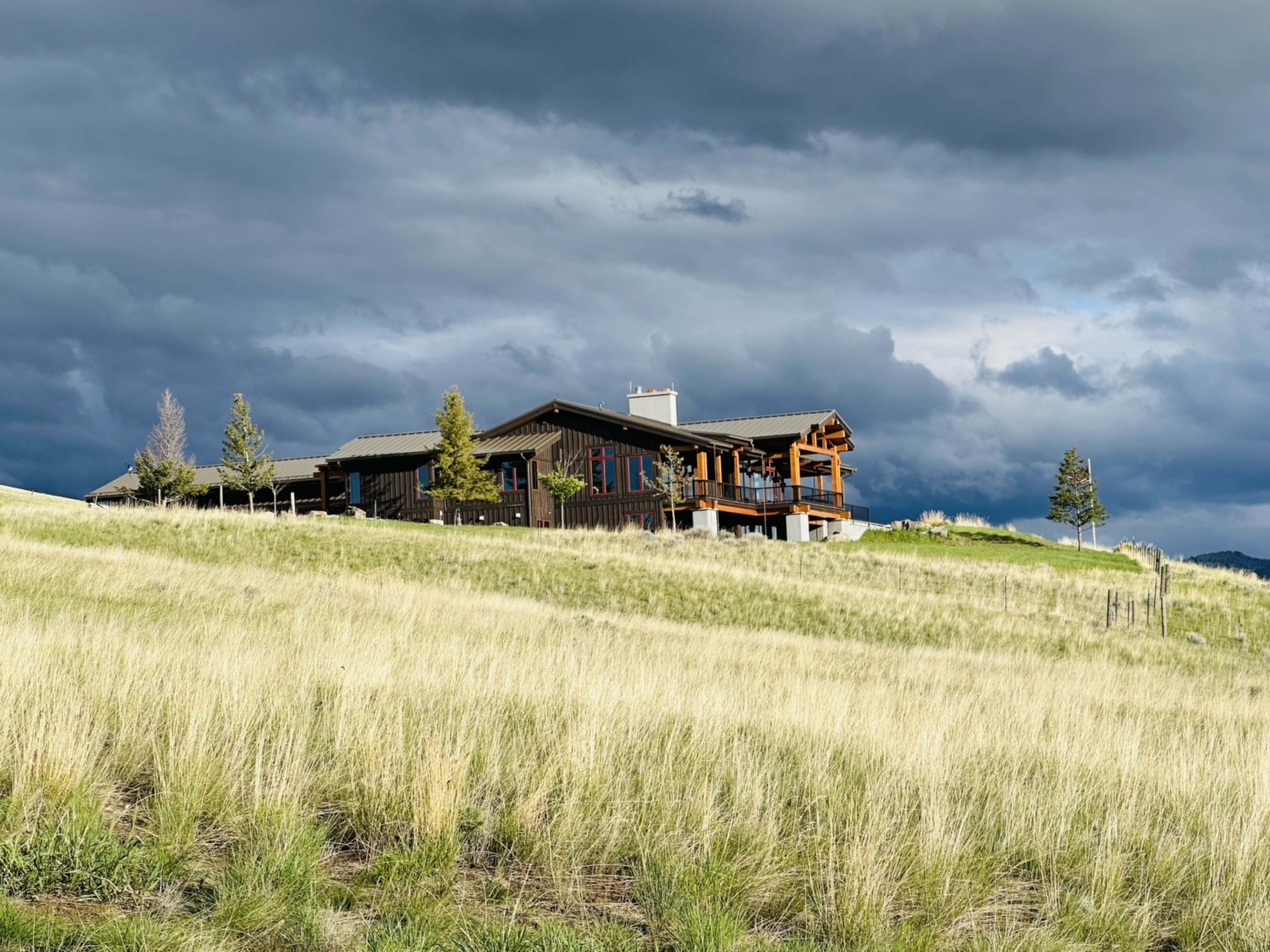 Burnt Hollow Ranch | Deer Lodge Montana | Fay Ranches