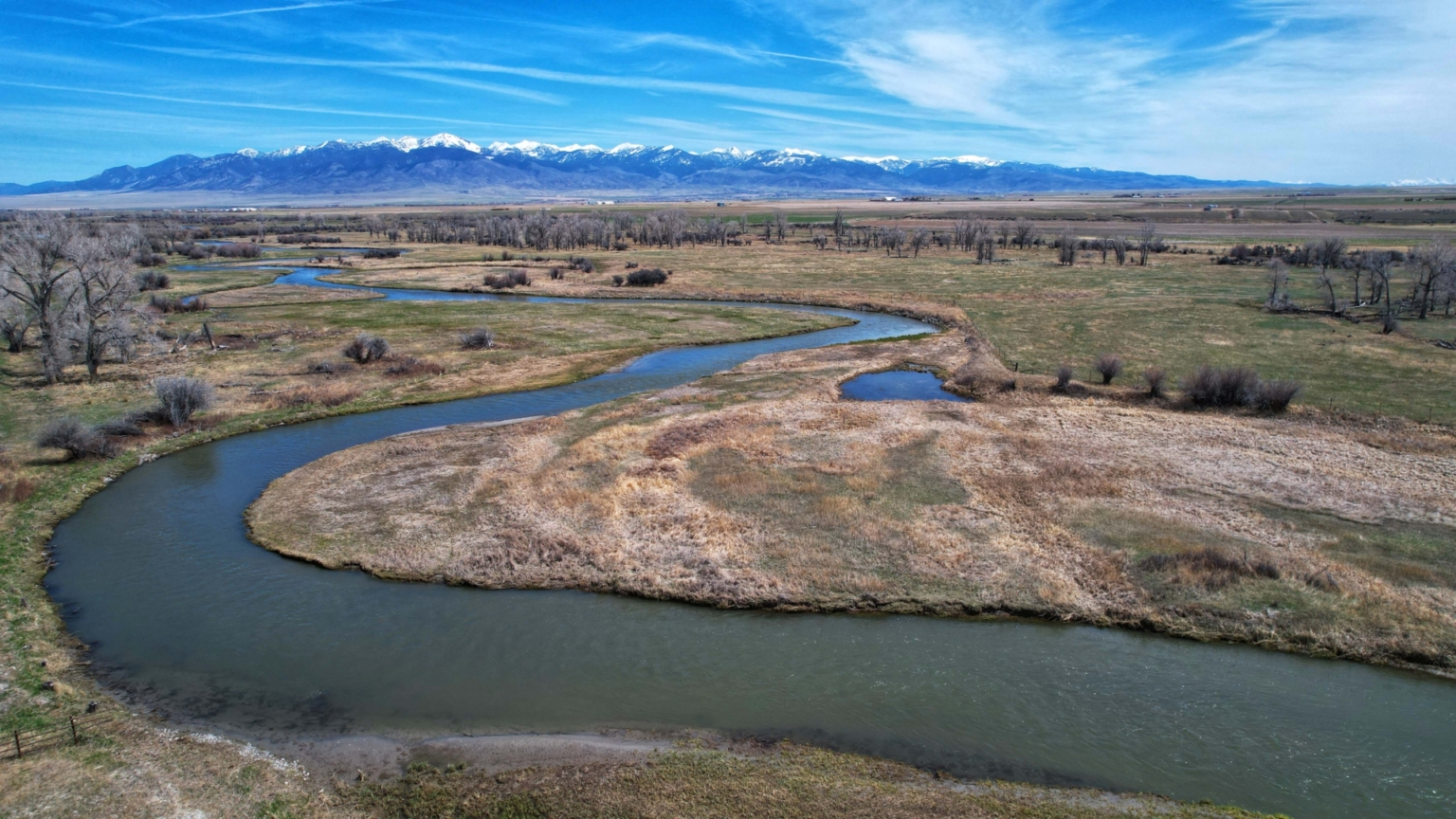 Beaverhead River Cattle Ranch | Twin Bridges Montana | Fay Ranches