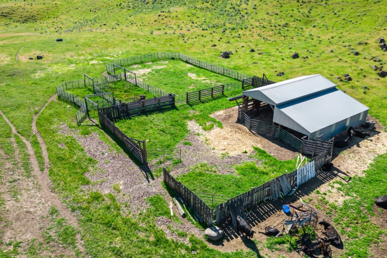 Fulton Ridge Ranch on the Columbia | The Dalles Oregon | Fay Ranches