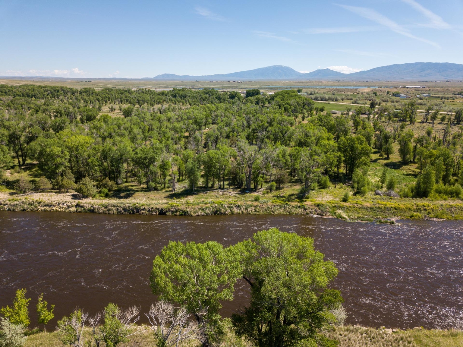Saratoga North Platte River Ranch | Saratoga Wyoming | Fay Ranches