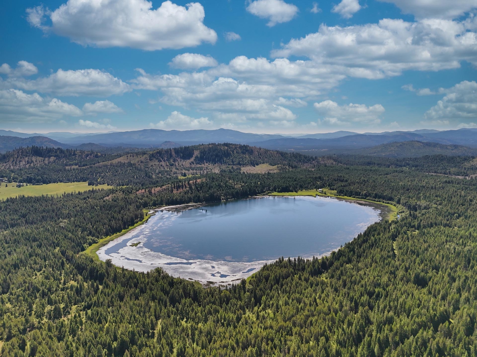 Mountain Meadows Lake | Newport Washington | Fay Ranches