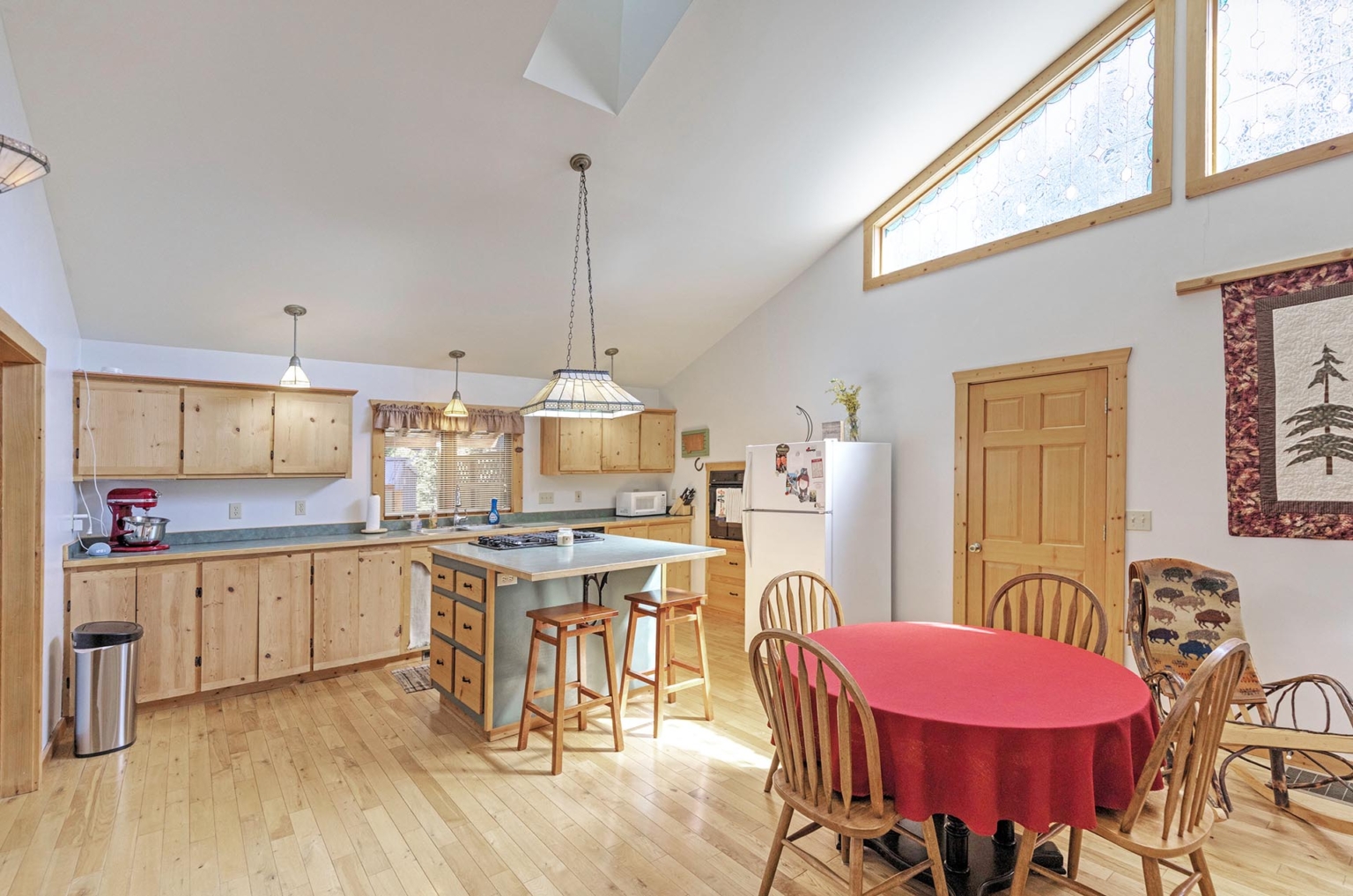 Boulder Creek Lodge | Maxville Montana | Fay Ranches