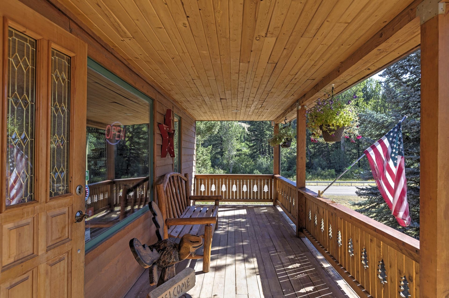 Boulder Creek Lodge | Maxville Montana | Fay Ranches