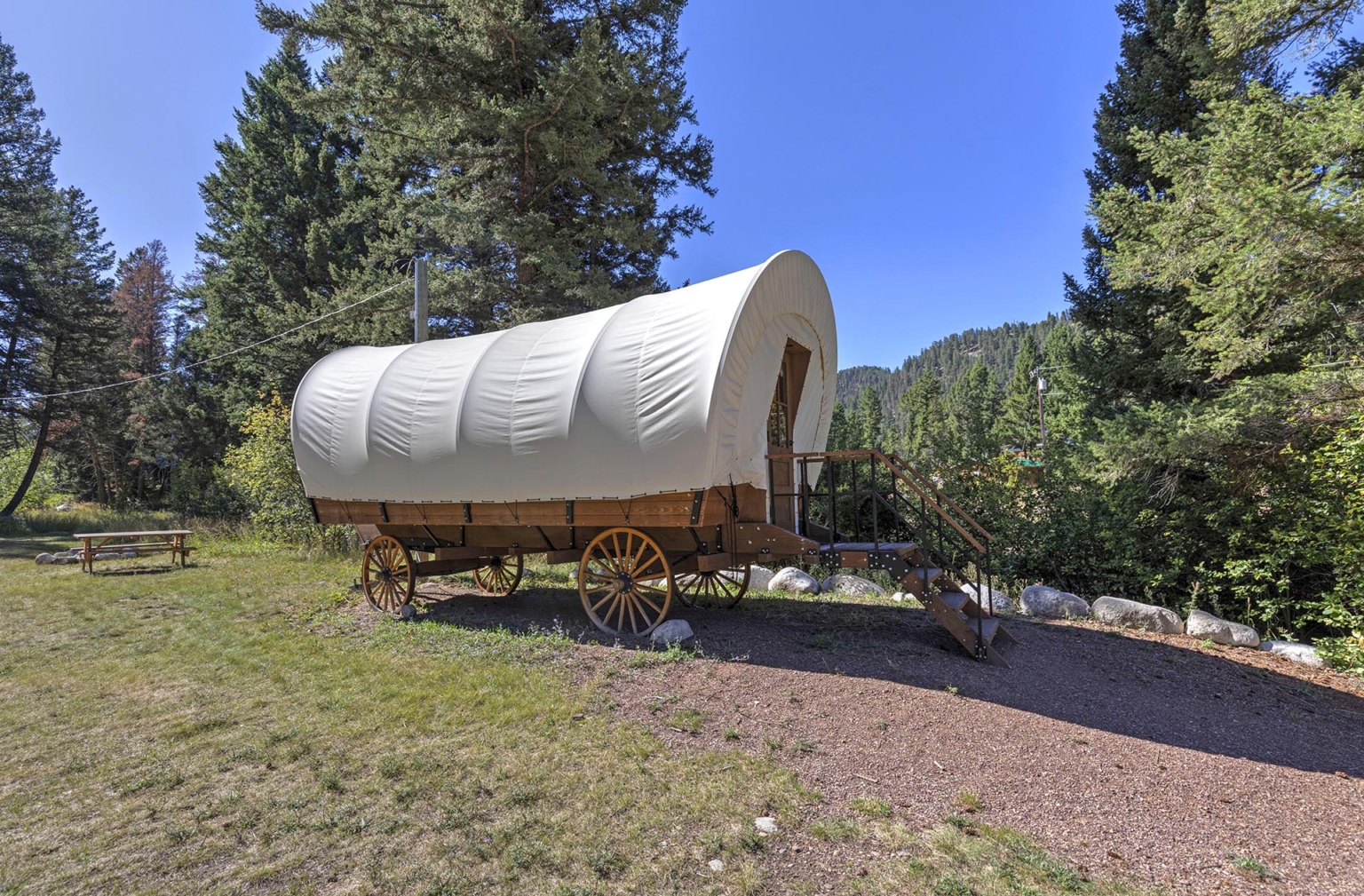 Boulder Creek Lodge | Maxville Montana | Fay Ranches