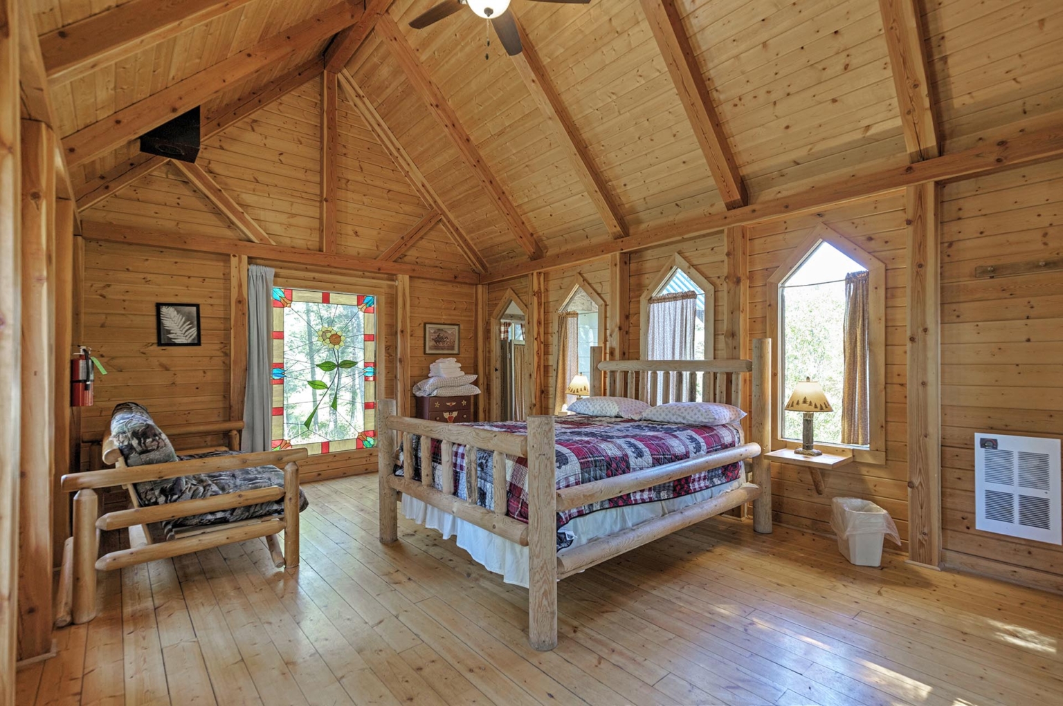 Boulder Creek Lodge | Maxville Montana | Fay Ranches