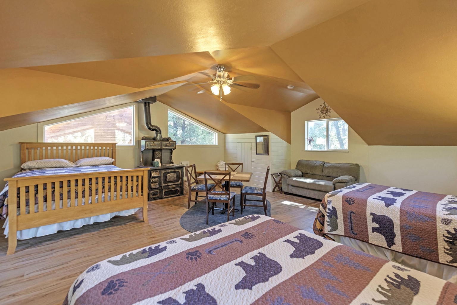 Boulder Creek Lodge | Maxville Montana | Fay Ranches