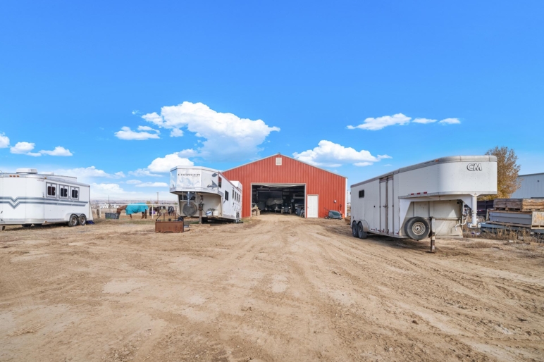 Hobby Horse Farms | Firestone Colorado | Fay Ranches