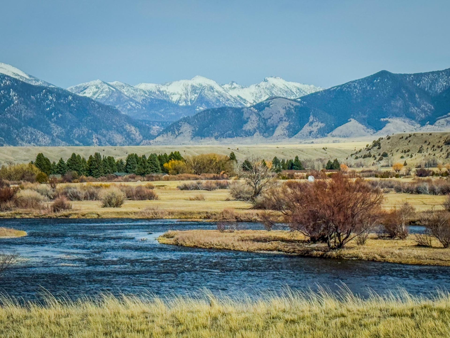 Madison Angler’s Retreat | Ennis Montana | Fay Ranches